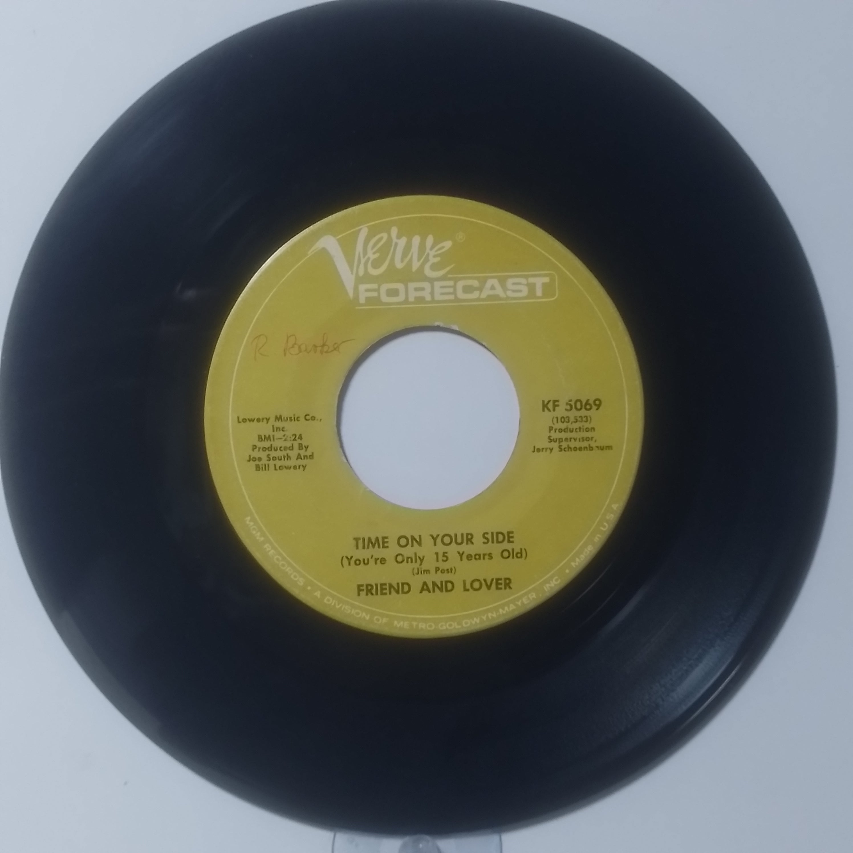 single 7" Friend And Lover Reach Out Of The Darkness / Time On Your Si ...